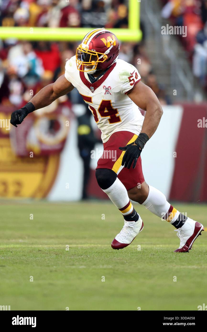Washington Commanders linebacker Bobby Wagner (54) rushes during an NFL ...