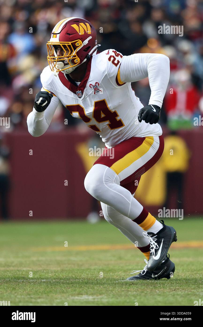 Washington Commanders linebacker Von Miller (24) rushes during an NFL ...