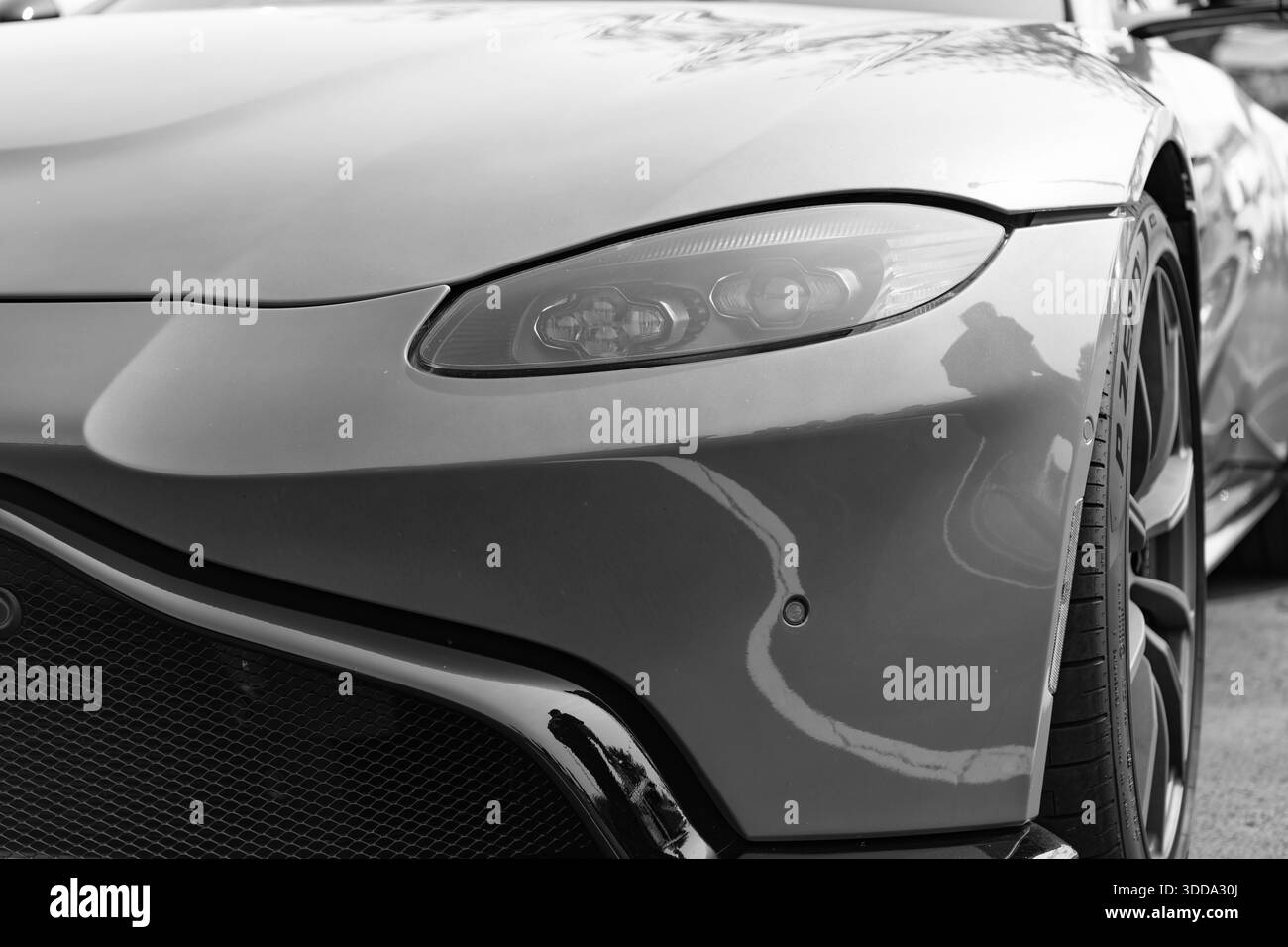 Aston martin vantage convertible Black and White Stock Photos & Images ...