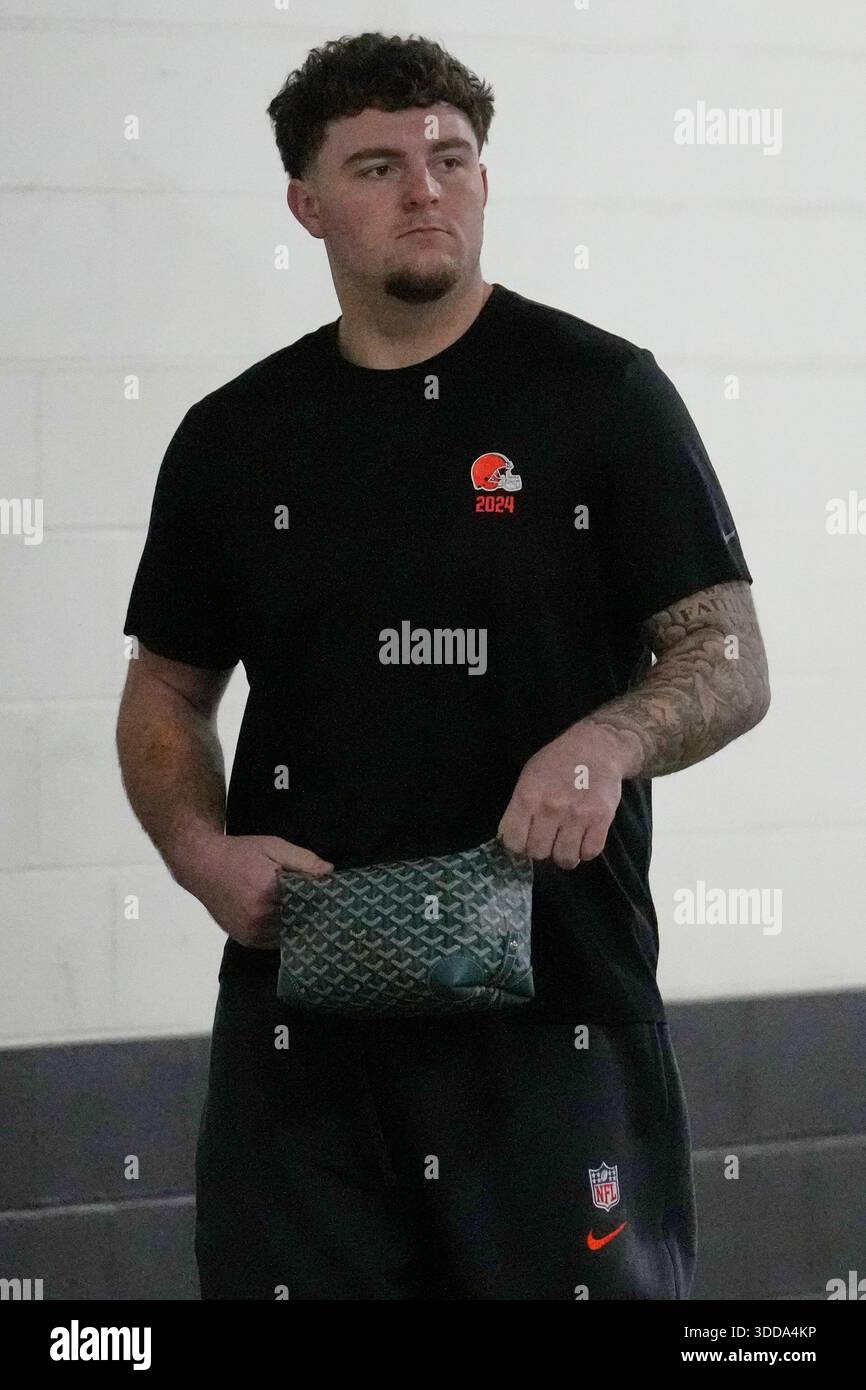 Cleveland Browns defensive tackle Mason Graham for an NFL football game ...