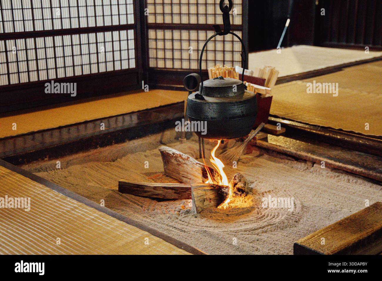 Irori - Japanese sunken heart cooking pit at the Nagiso Town History ...