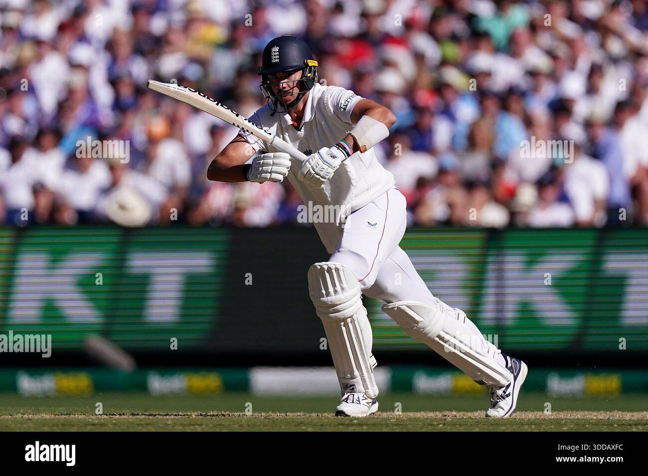 England's Josh Tongue bats on day one of the fourth NRMA Insurance ...