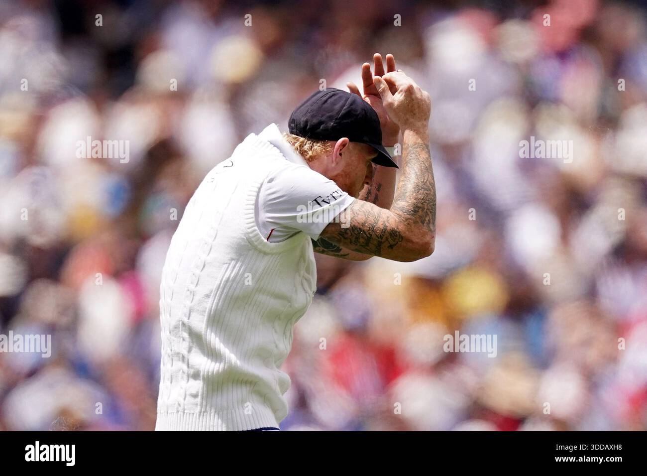 England's Ben Stokes shields himself on day one of the fourth NRMA ...