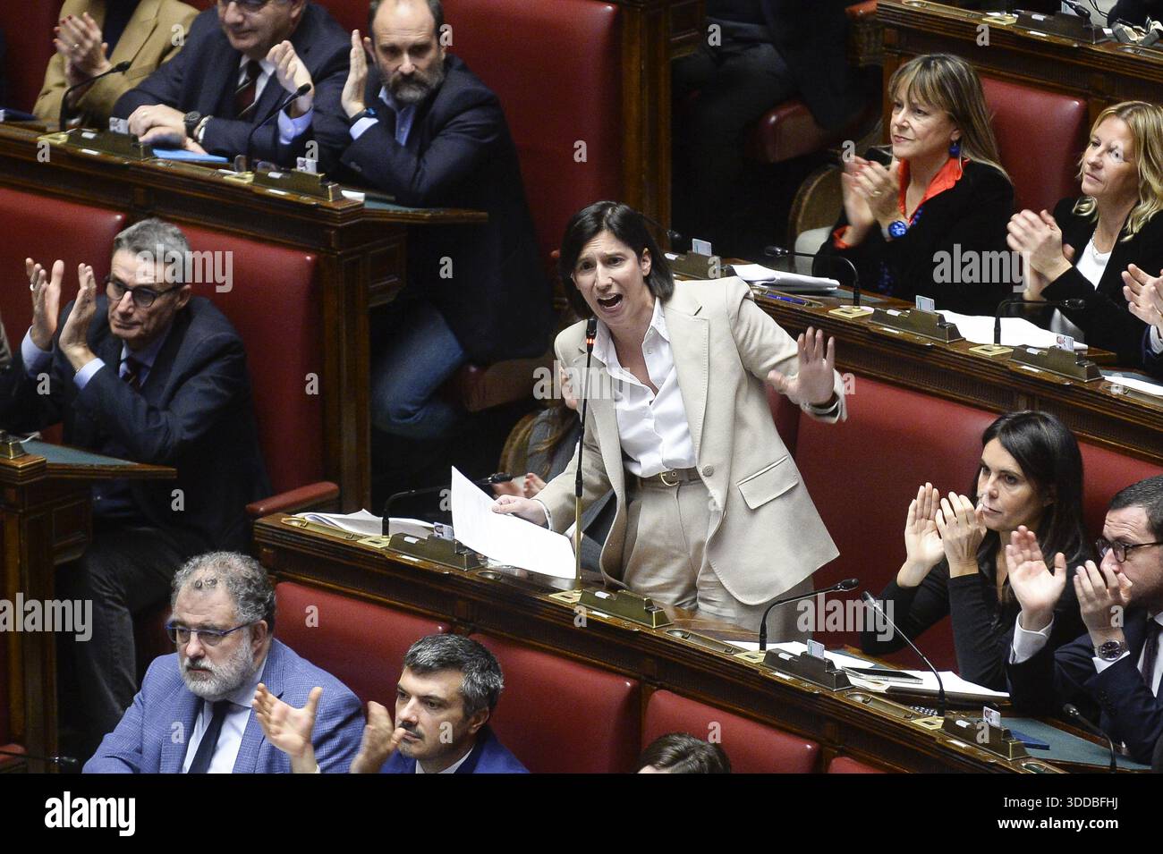 Rome Chamber of Deputies voting declarations and final vote for the ...