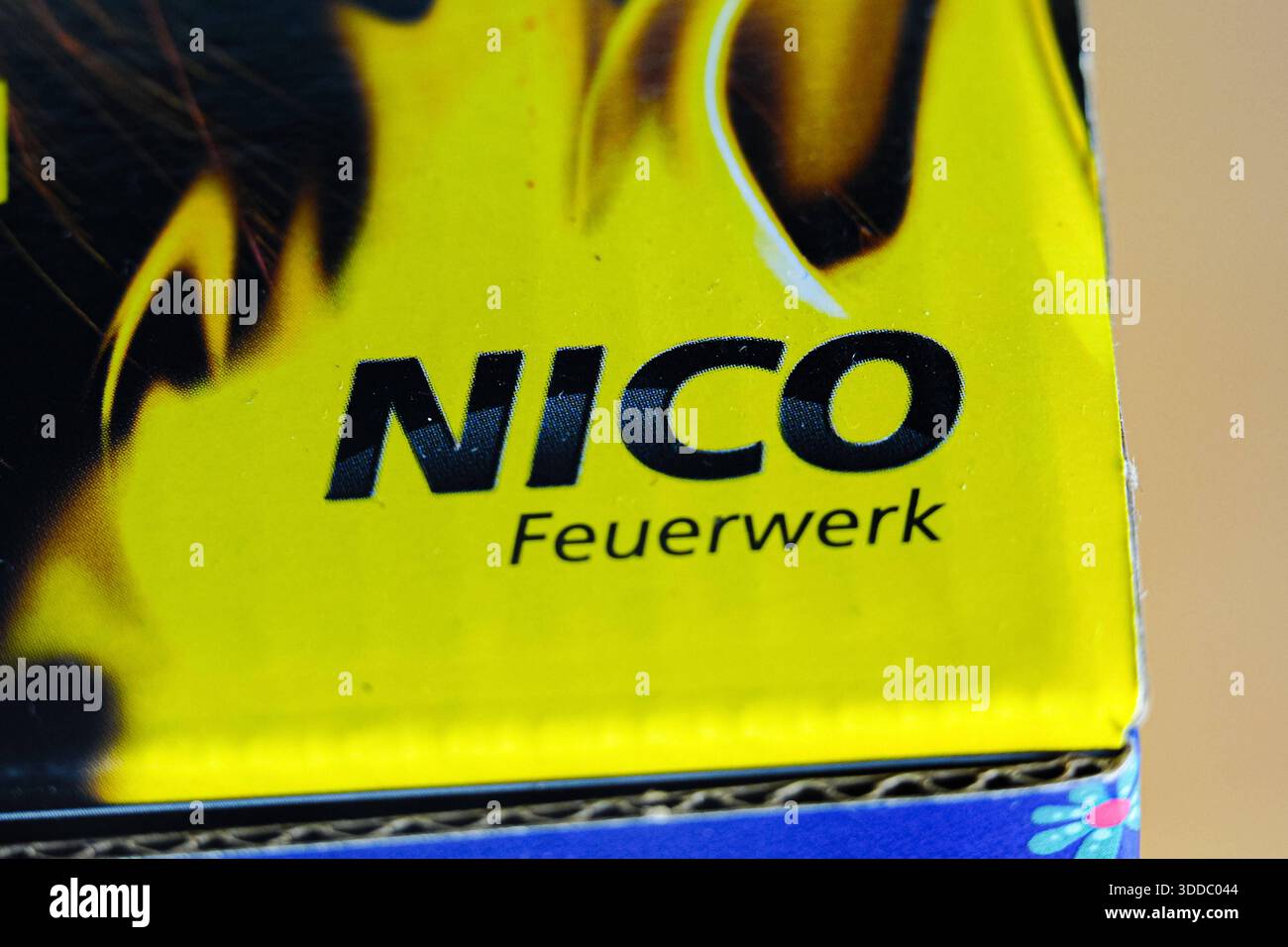 Ahrensburg Symbolfoto: Silvester, 30.12.2025 Logo Nico Feuerwerk auf ...