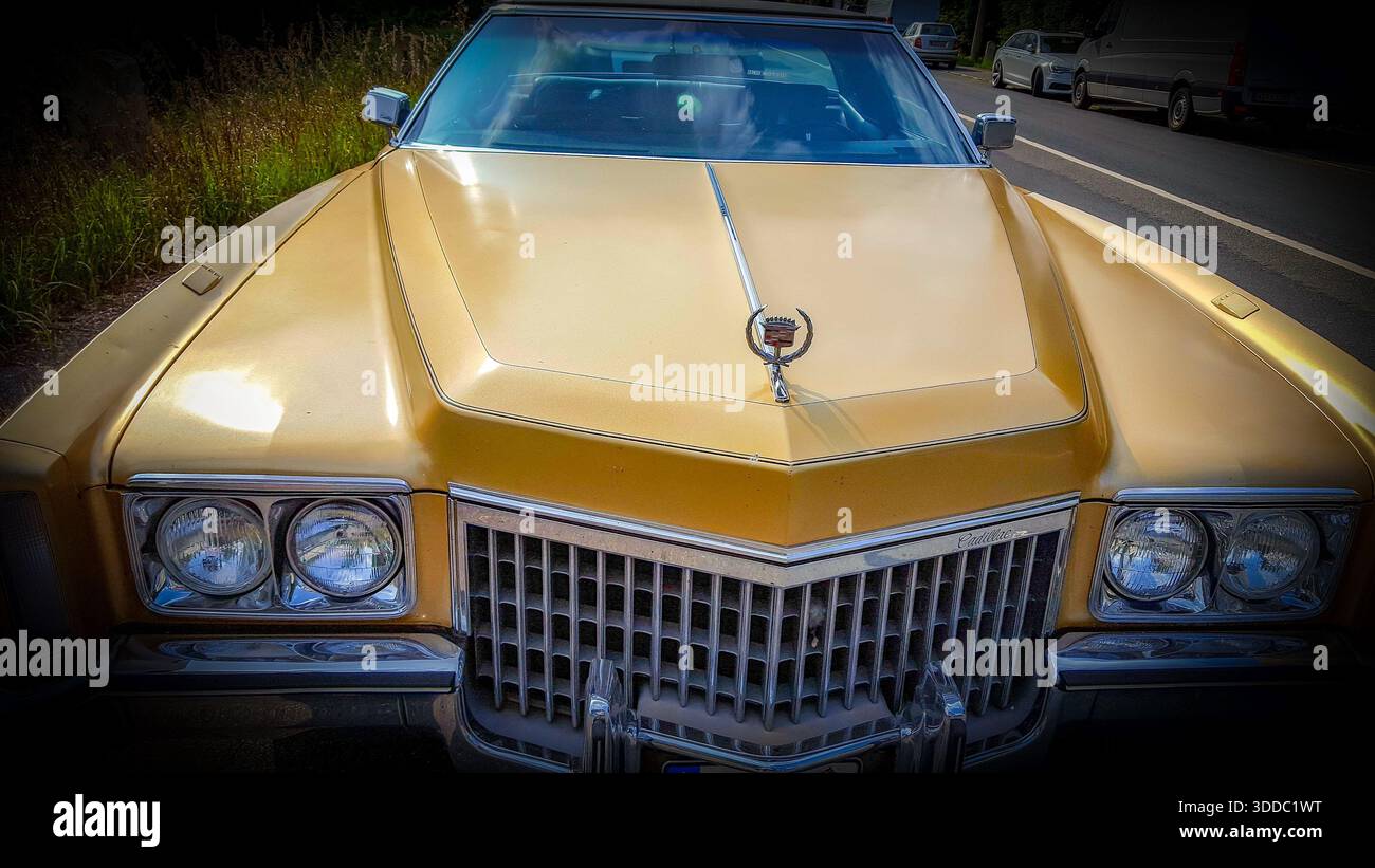 The Cadillac Eldorado Coupé is an American luxury automobile, iconic ...