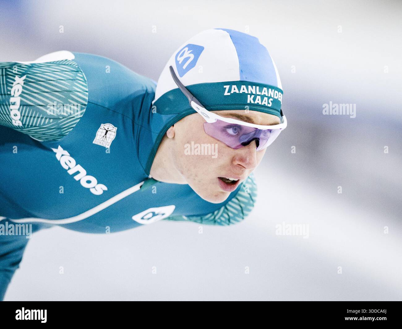 HEERENVEEN - Merel Conijn in action during the women's 5000m on the ...