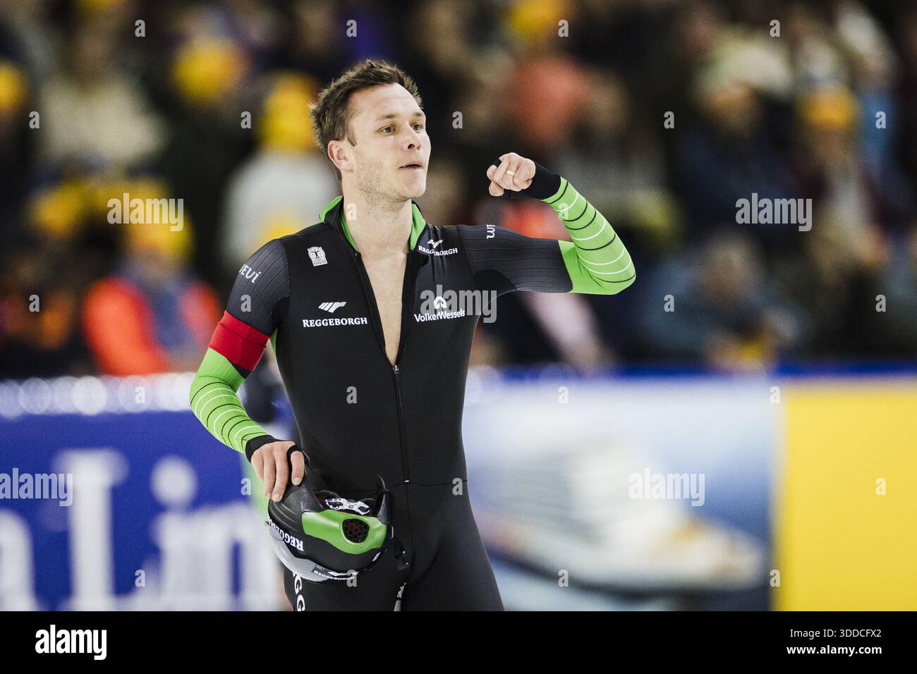 HEERENVEEN - Marcel Bosker in action during the men's 1500m on the ...