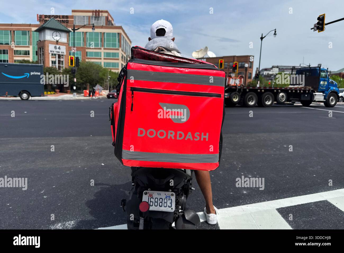 UNITED STATES - APRIL 25: A DoorDash delivery person is seen in the ...