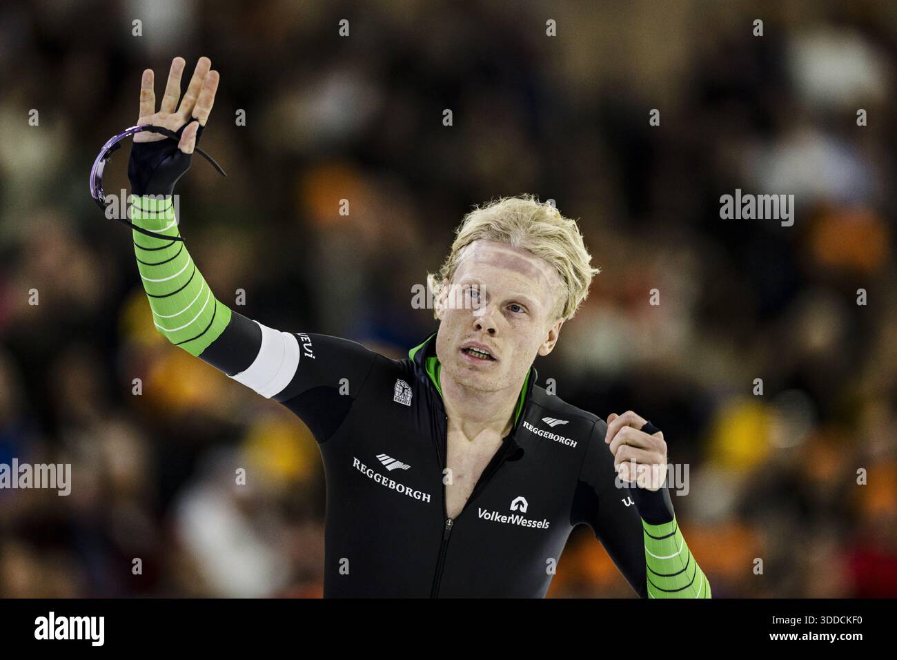 HEERENVEEN - Tim Prins during the men's 1500m on the final day of the ...