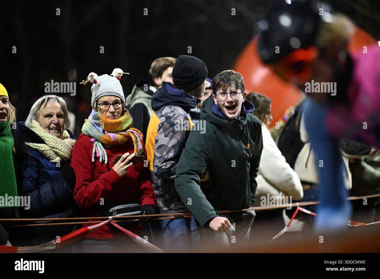 Supporters pictured during the men elite race of Diegem Cross ...