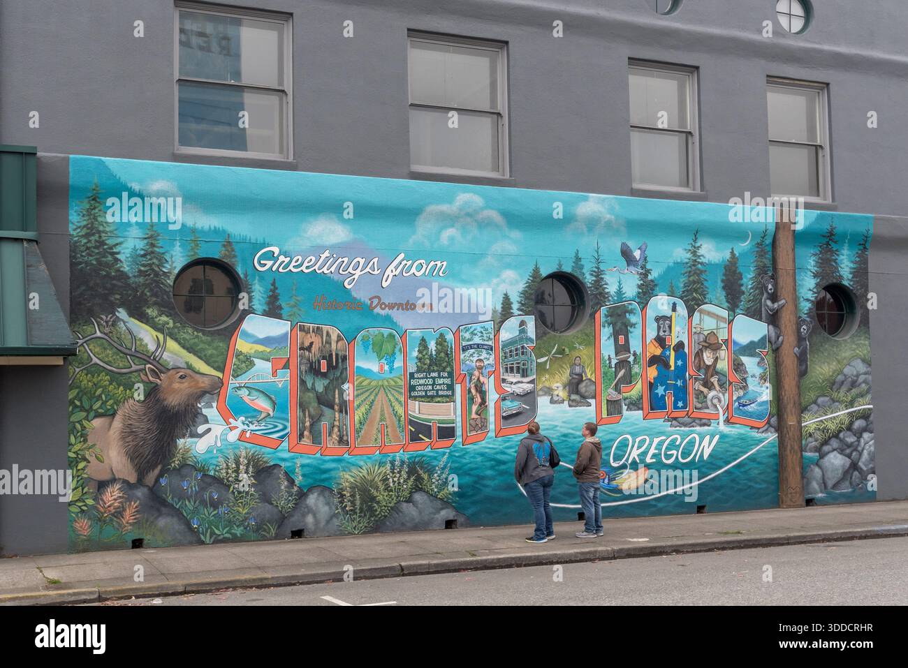 Welcome to grants pass hi-res stock photography and images - Alamy