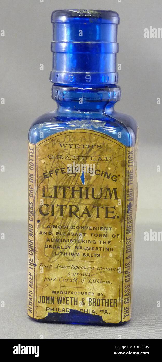 Nineteenth century medicine hi-res stock photography and images - Alamy