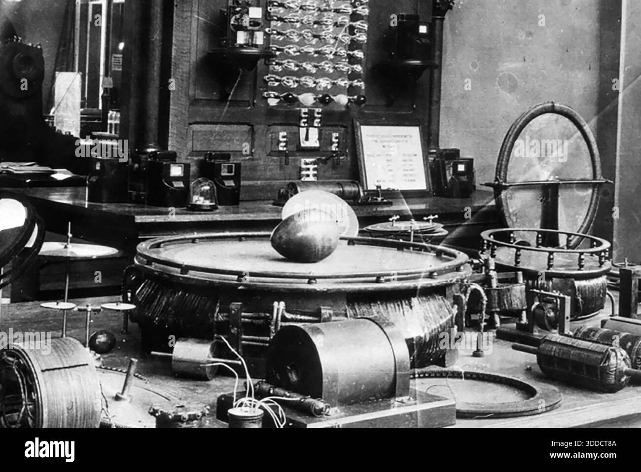 Nikola Tesla's Egg of Columbus, a device used by the inventor to ...