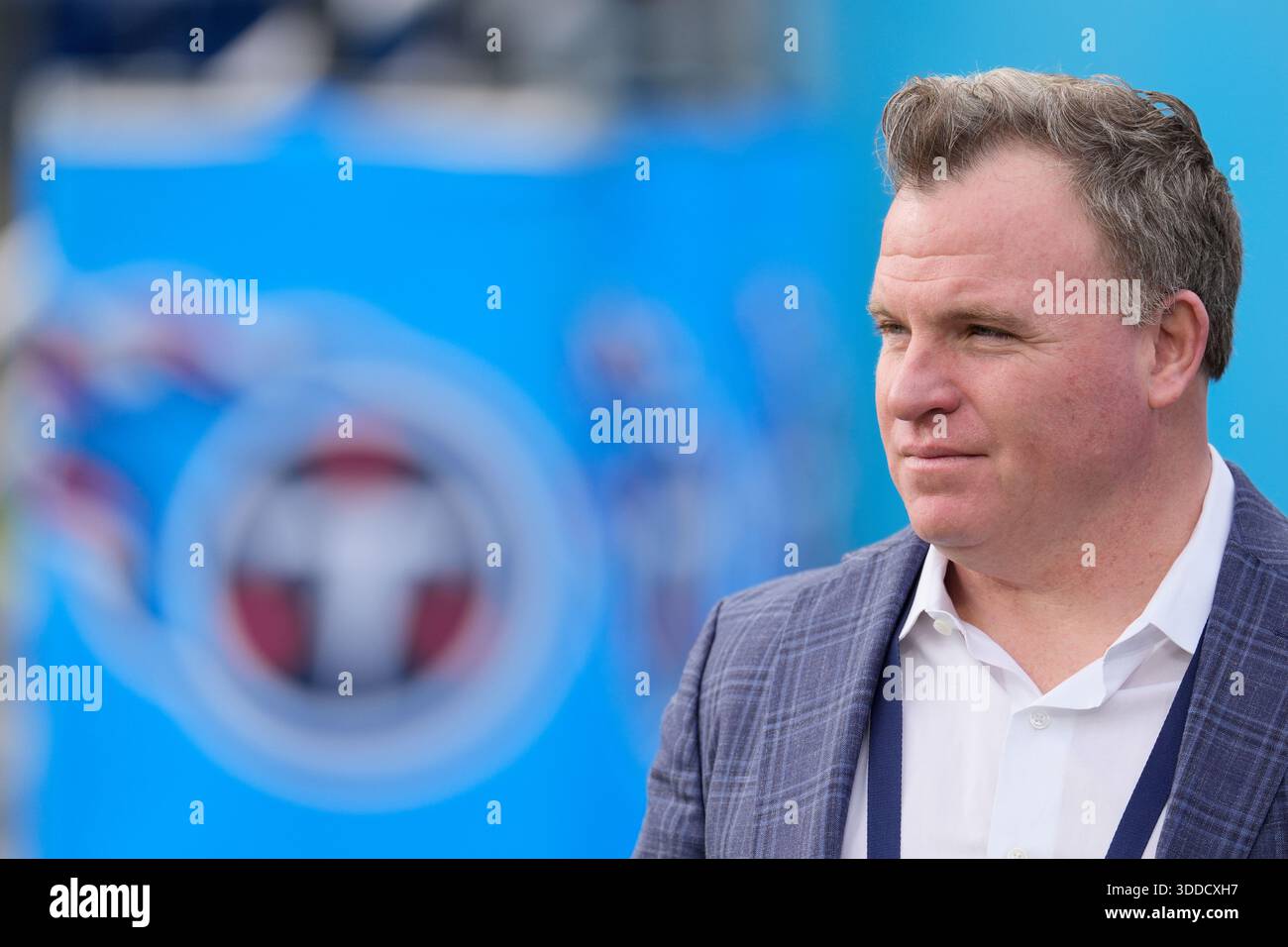 Tennessee Titans general manager Mike Borgonzi before an NFL football ...