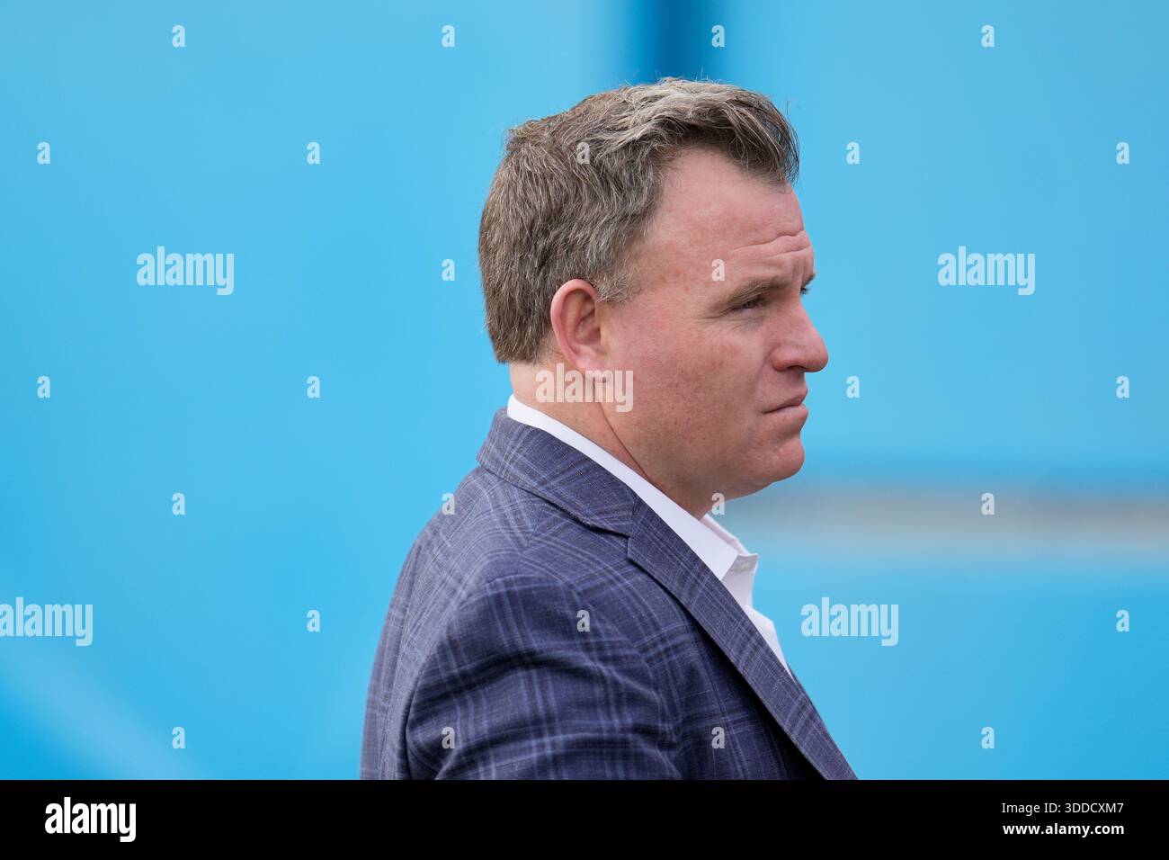 Tennessee Titans general manager Mike Borgonzi before an NFL football ...