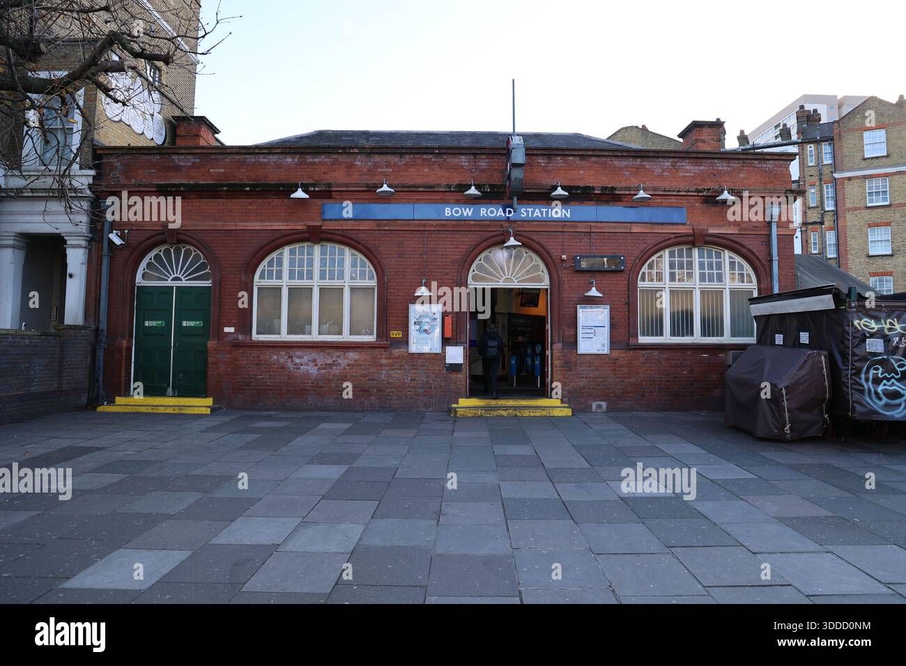 Bow road underground station hi-res stock photography and images - Alamy
