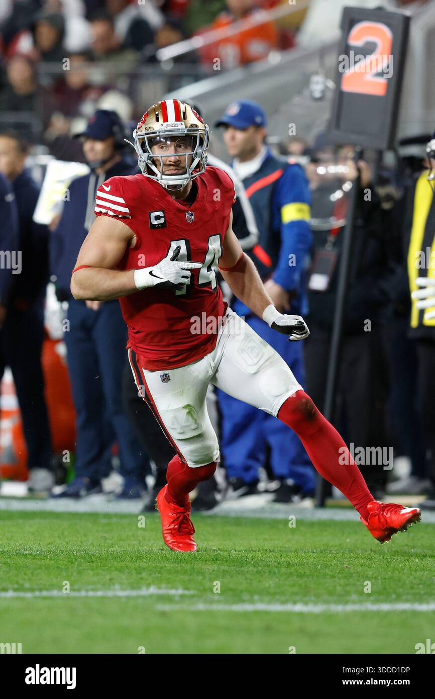 San Francisco 49ers fullback Kyle Juszczyk (44) runs a route during an ...