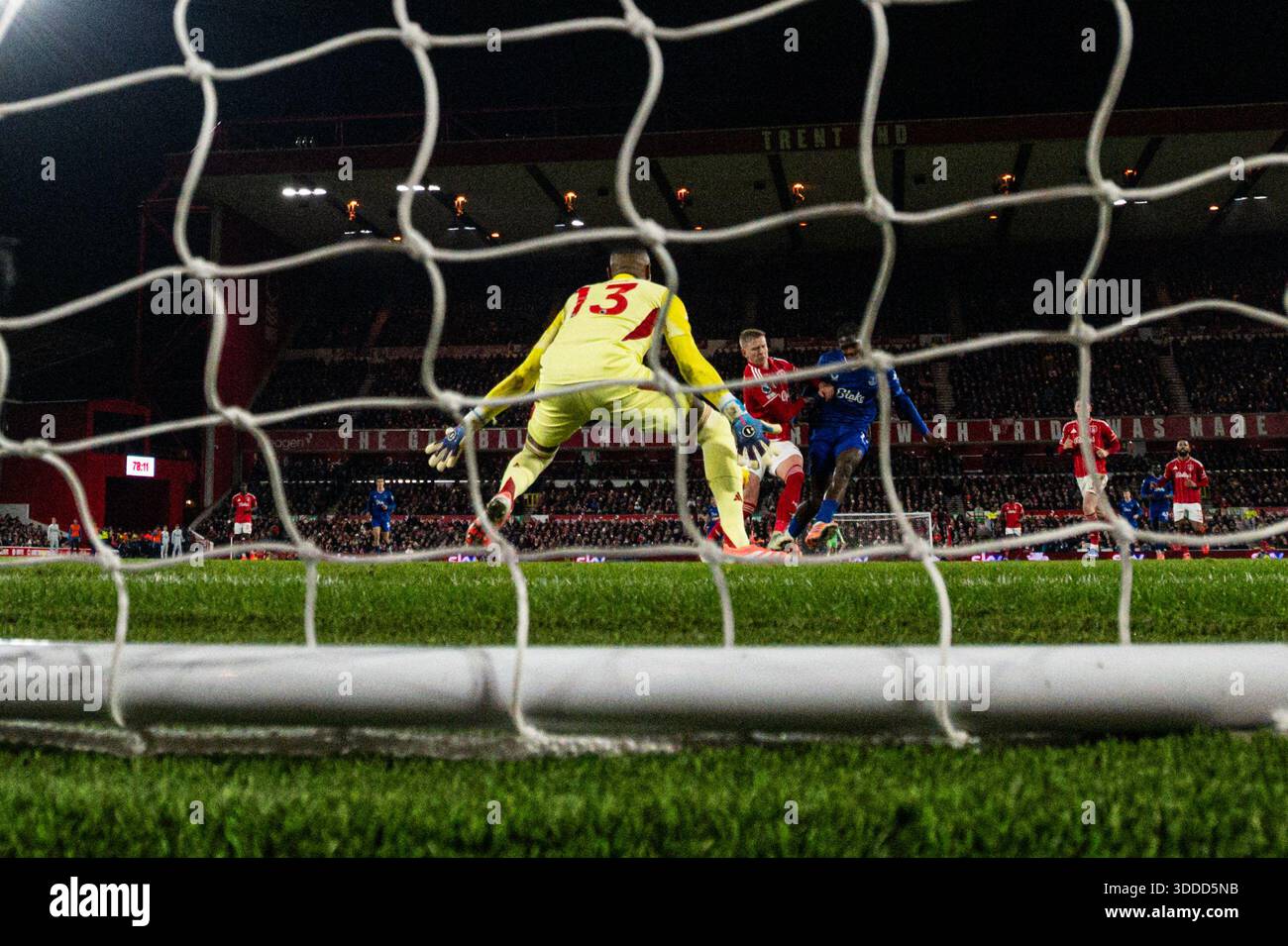 The City Ground, Nottingham, UK. 30th Dec, 2025. Premier League ...