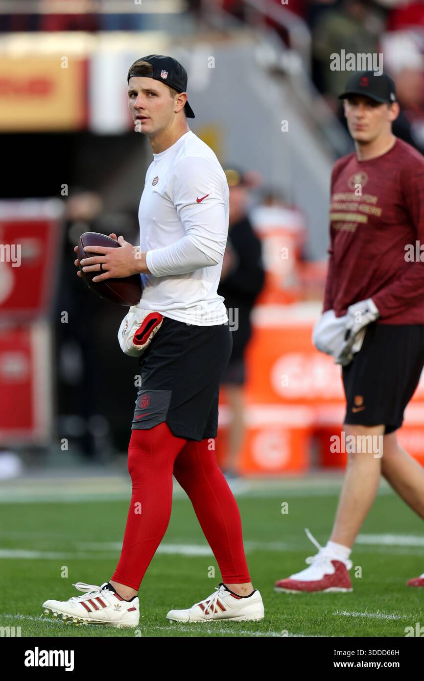 San Francisco 49ers quarterback Brock Purdy (13) warms up during an NFL ...