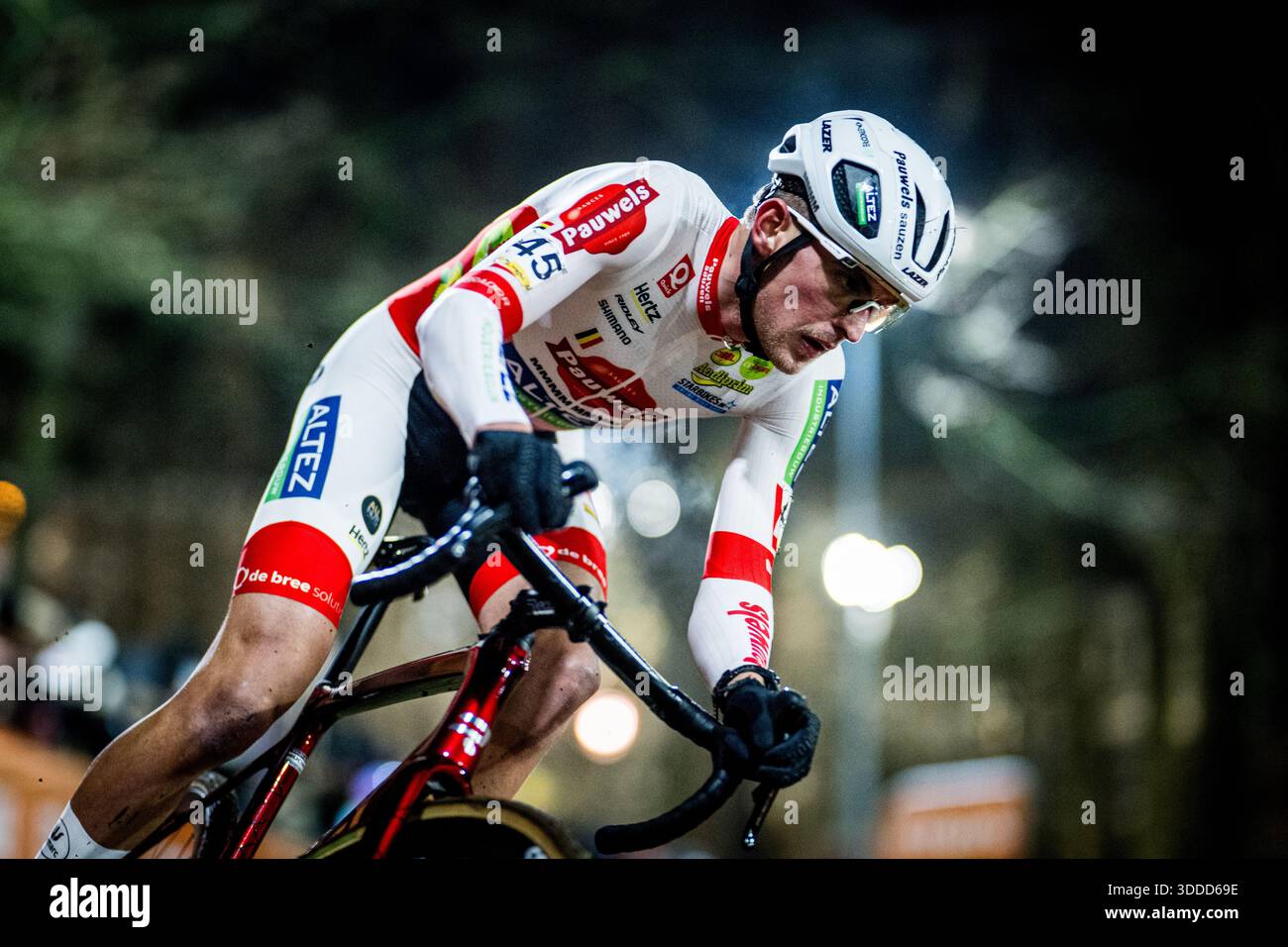 Belgian Yorben Lauryssen pictured in action during the men elite race ...