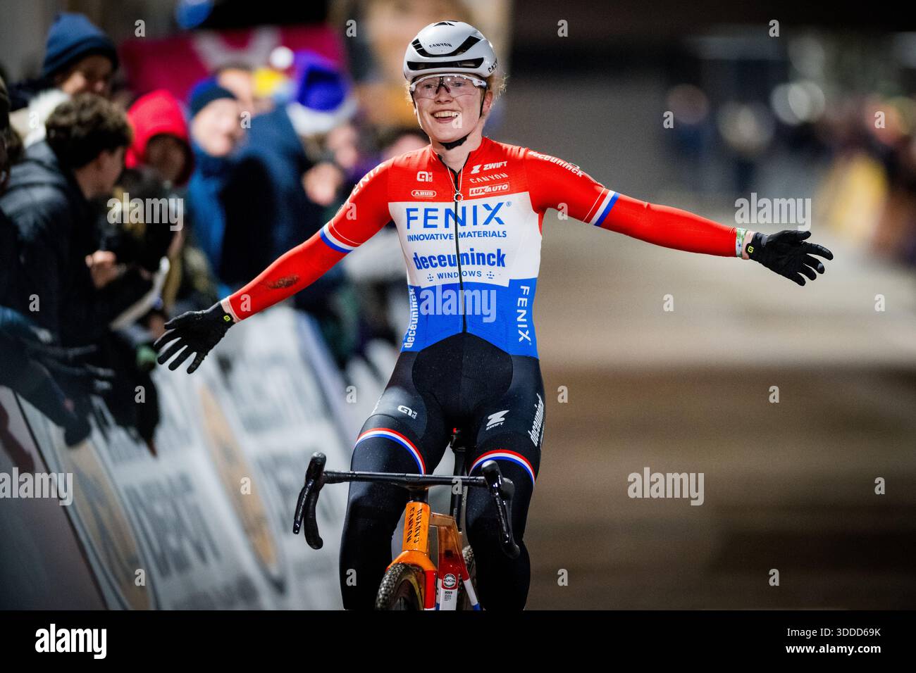Dutch Puck Pieterse celebrates as she crosses the finish line at the ...