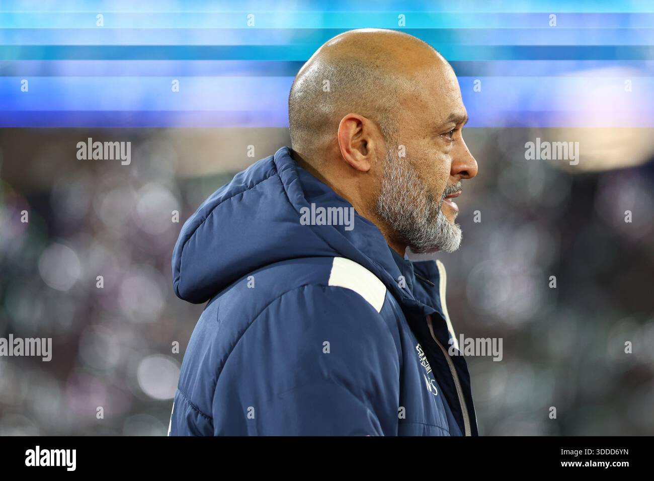 West Ham manager Nuno Espirito Santo enters the pitch prior to the West ...