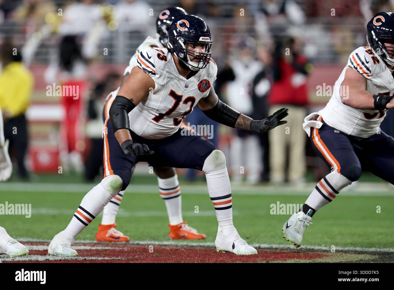 Chicago Bears guard Jonah Jackson (73) blocks during an NFL football ...