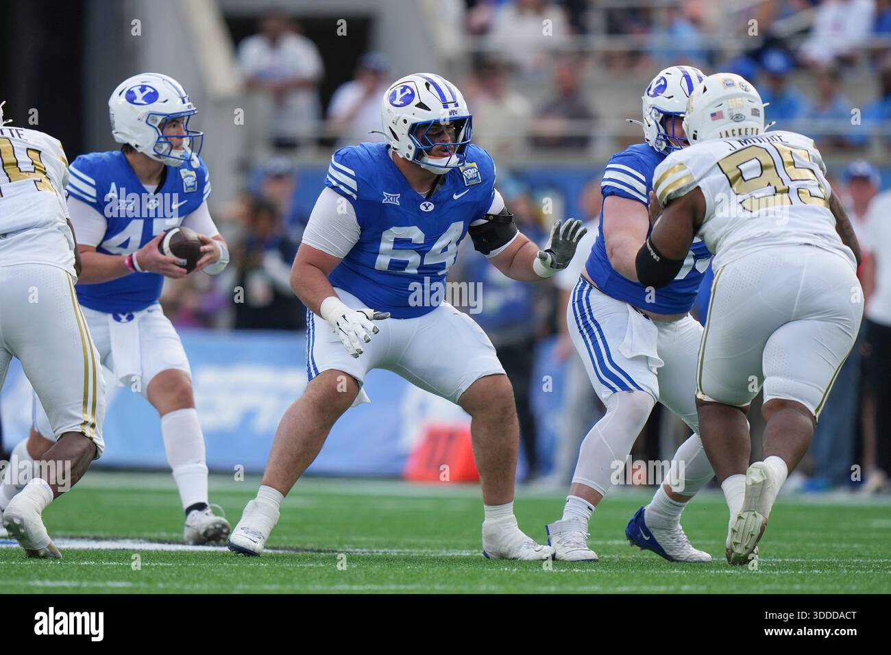 ORLANDO , FL - DECEMBER 27: BYU Cougars offensive lineman Kyle Sfarcioc ...