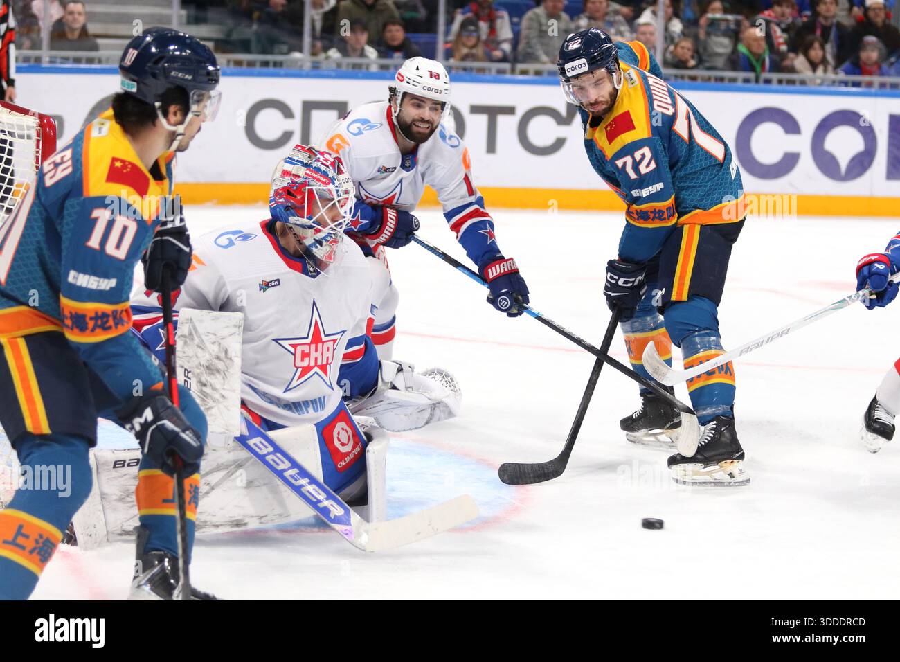 Artemy Pleshkov (73), Markus Phillips (18) of SKA Saint Petersburg, and ...