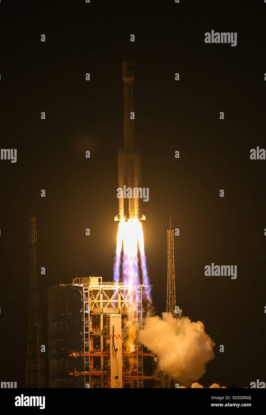 Wenchang,China.31th December 2025. China successfully launched the ...