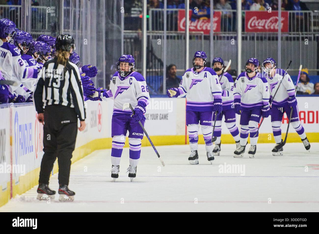 Minnesota Frost's Kendall Coyne Schofield (26) celebrates with her team ...
