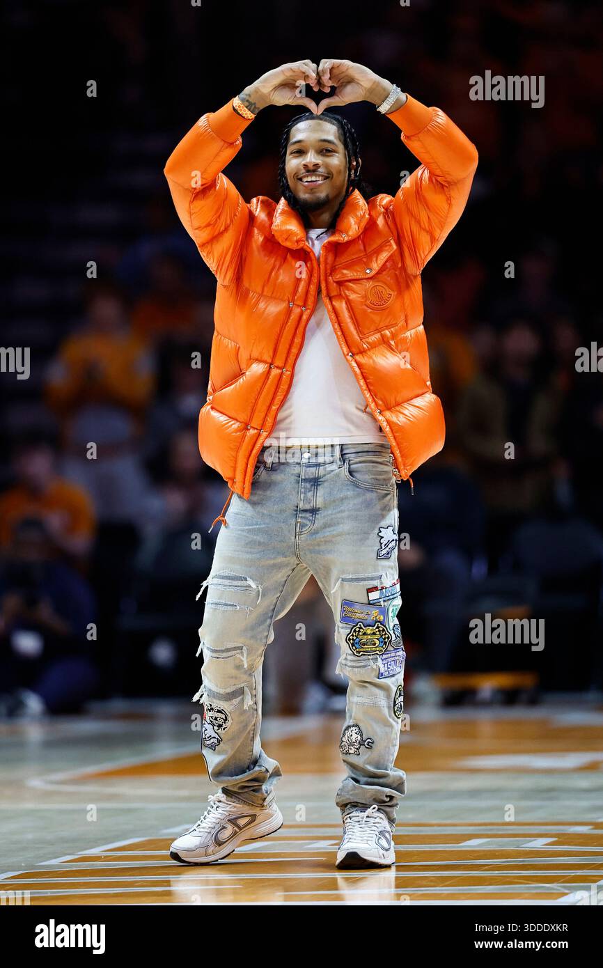 Former Tennessee guard Zakai Zeigler gestures as he's introduced during ...