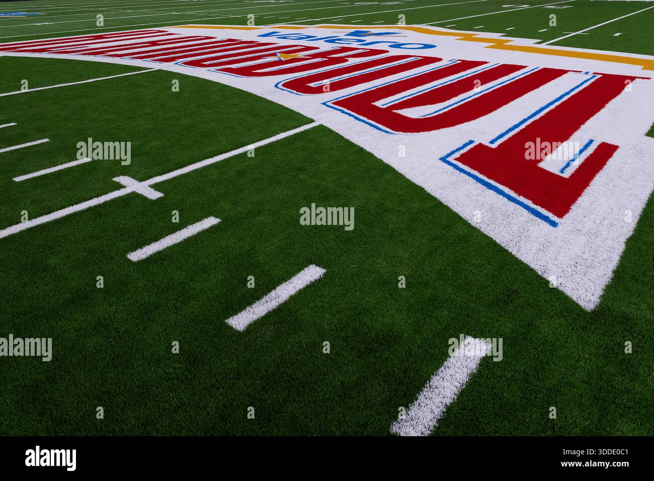 December 30, 2025: USC Trojans vs TCU Horned Frogs at the NCAA Valero ...