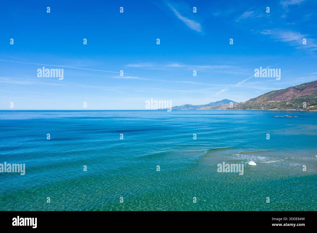 Inviting turquoise water rugged hi-res stock photography and images - Alamy