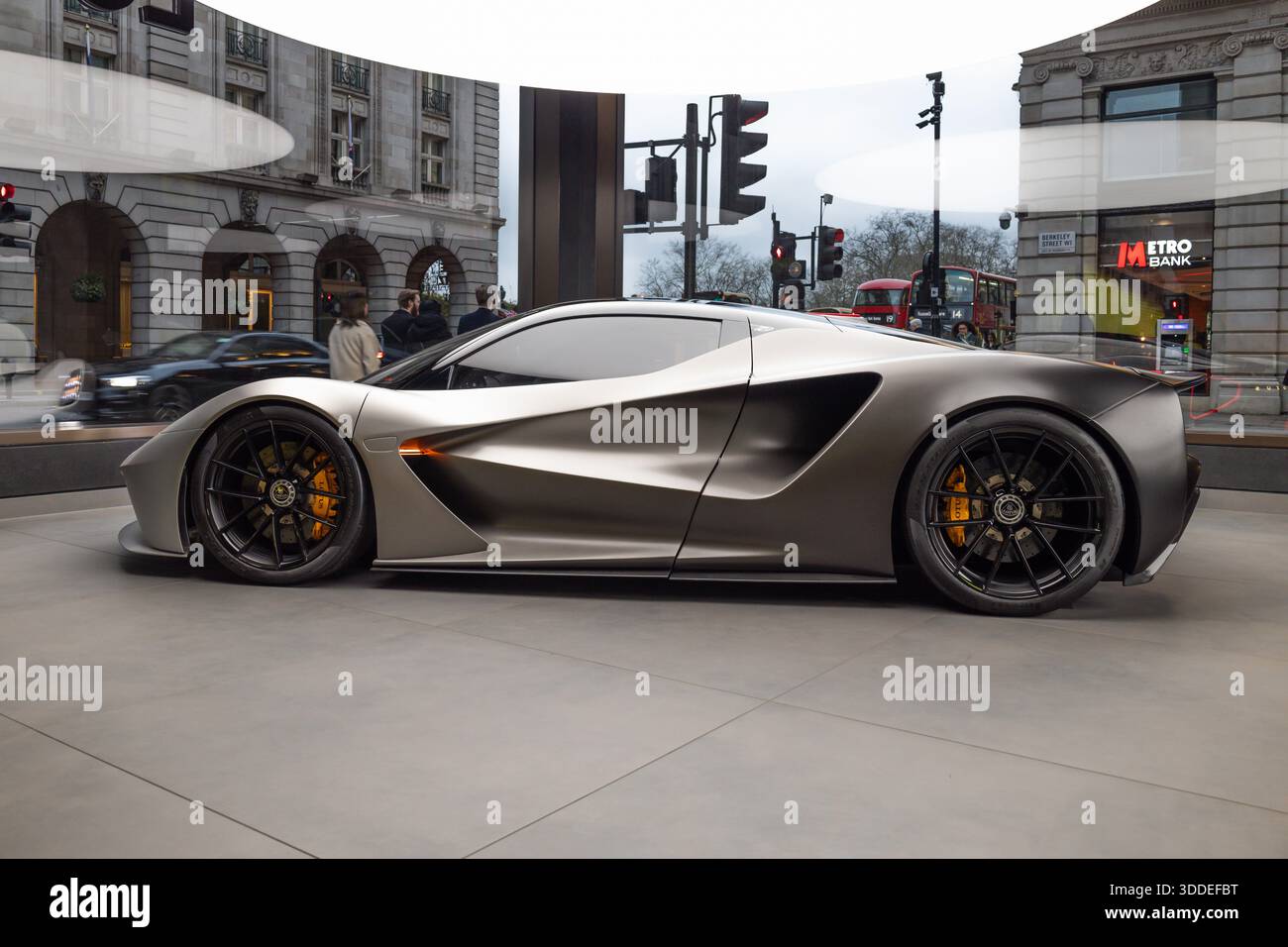 Lotus evija electric hypercar hi-res stock photography and images - Alamy
