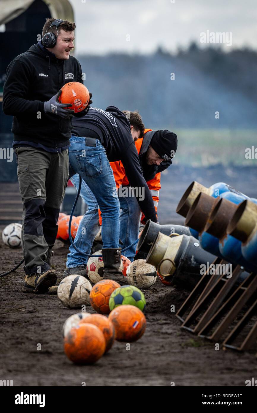 OMMEN - Local residents during the annual carbide shooting on New Year ...