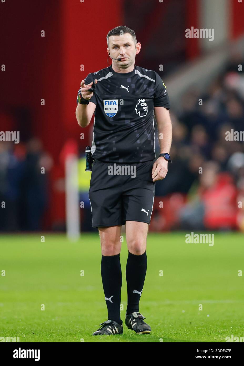 Nottingham, England, 30th December 2025. Referee Michael Oliver during ...