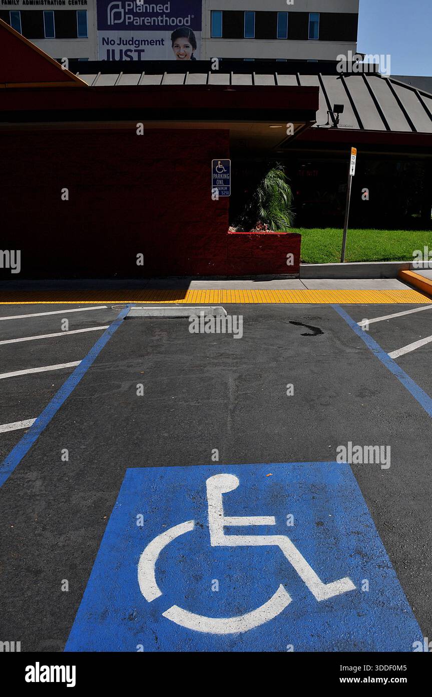 San Diego/california/ 24 September 2019/ Parking at handicape sing ...