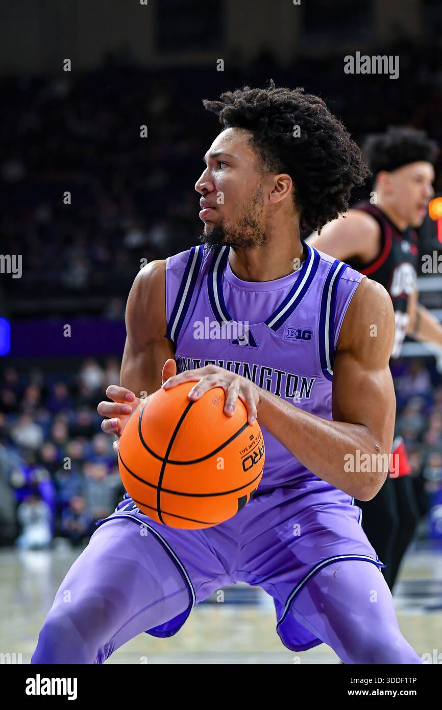 December 29, 2025: Washington Huskies Guard Desmond Claude (1) during ...