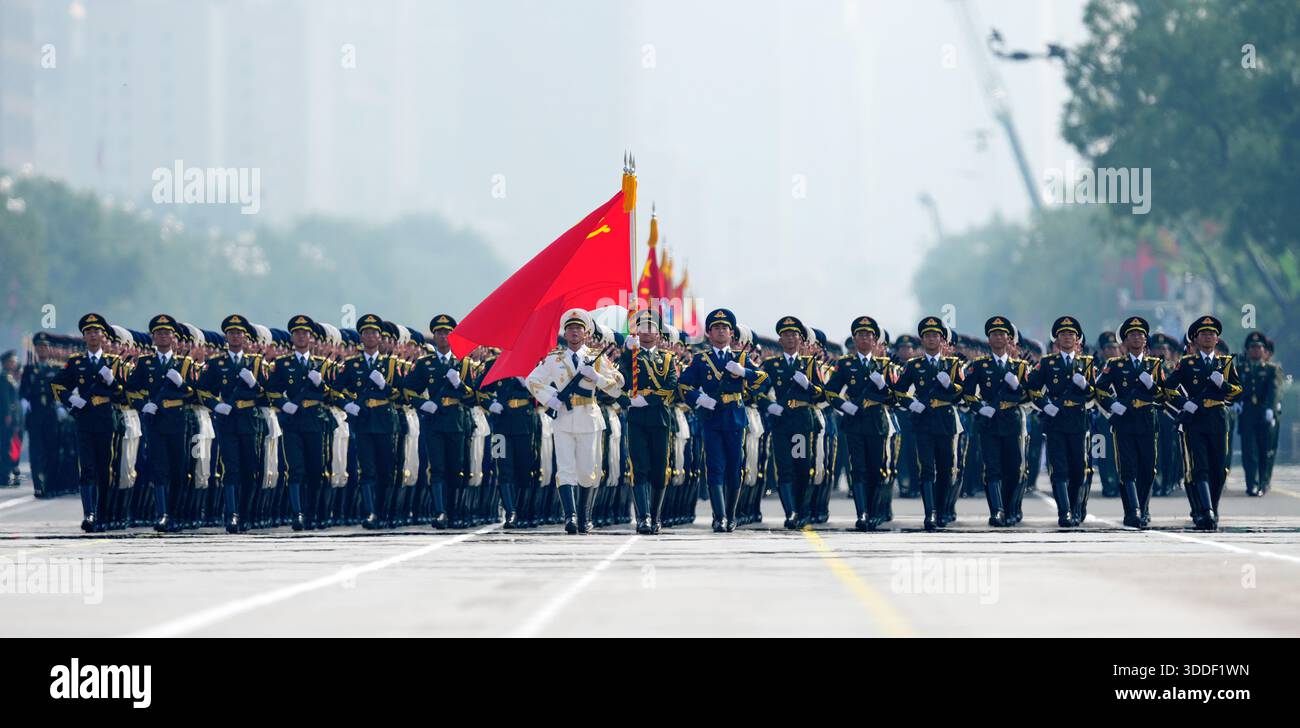 (251231) -- BEIJING, Dec. 31, 2025 (Xinhua) -- The People's Liberation ...