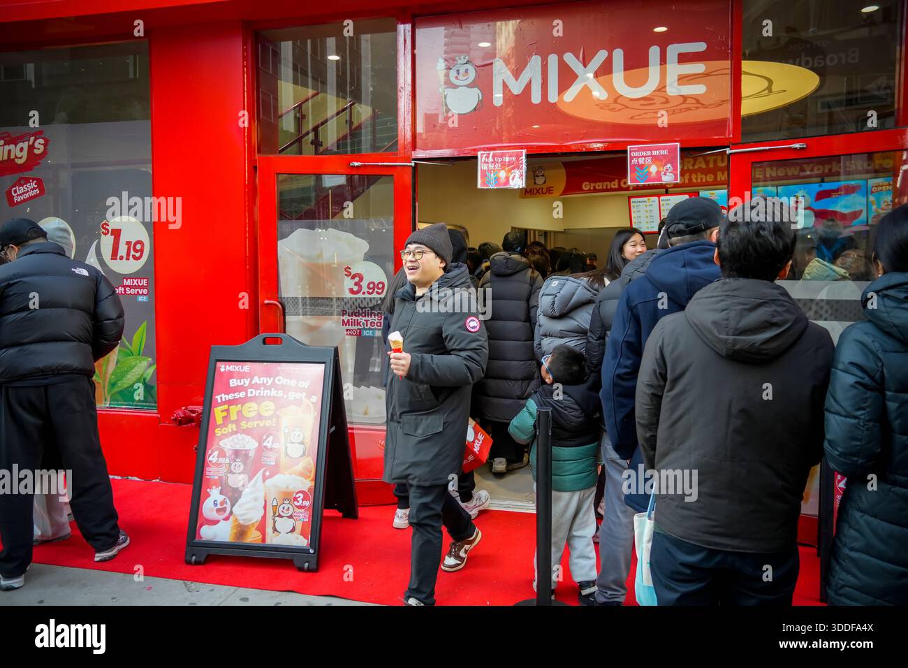 Grand opening of a branch of the Chinese soft serve ice cream and ...