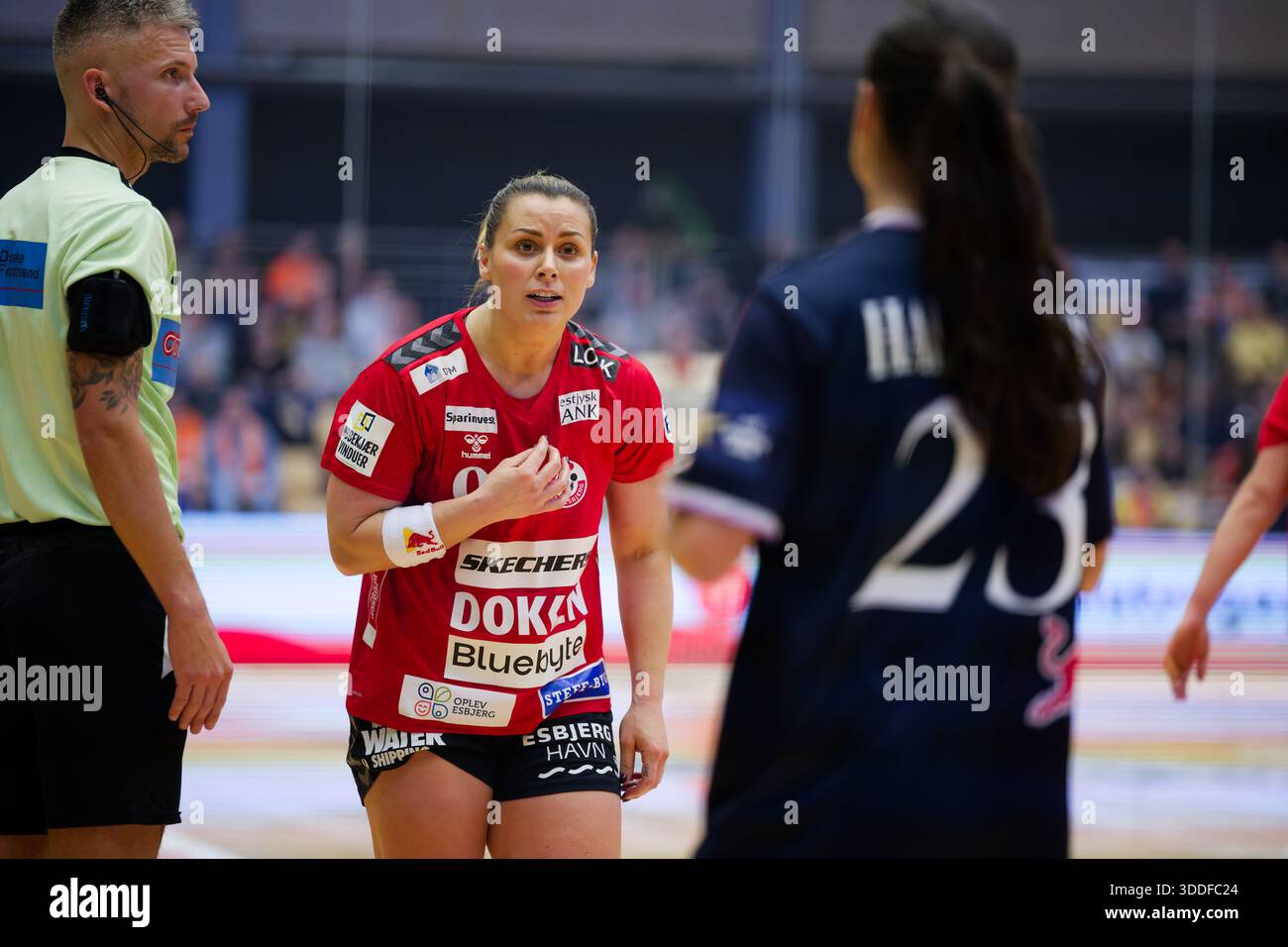 Odense, Denmark. 30th, December 2025. Nora Mork (9) of Team Esbjerg ...