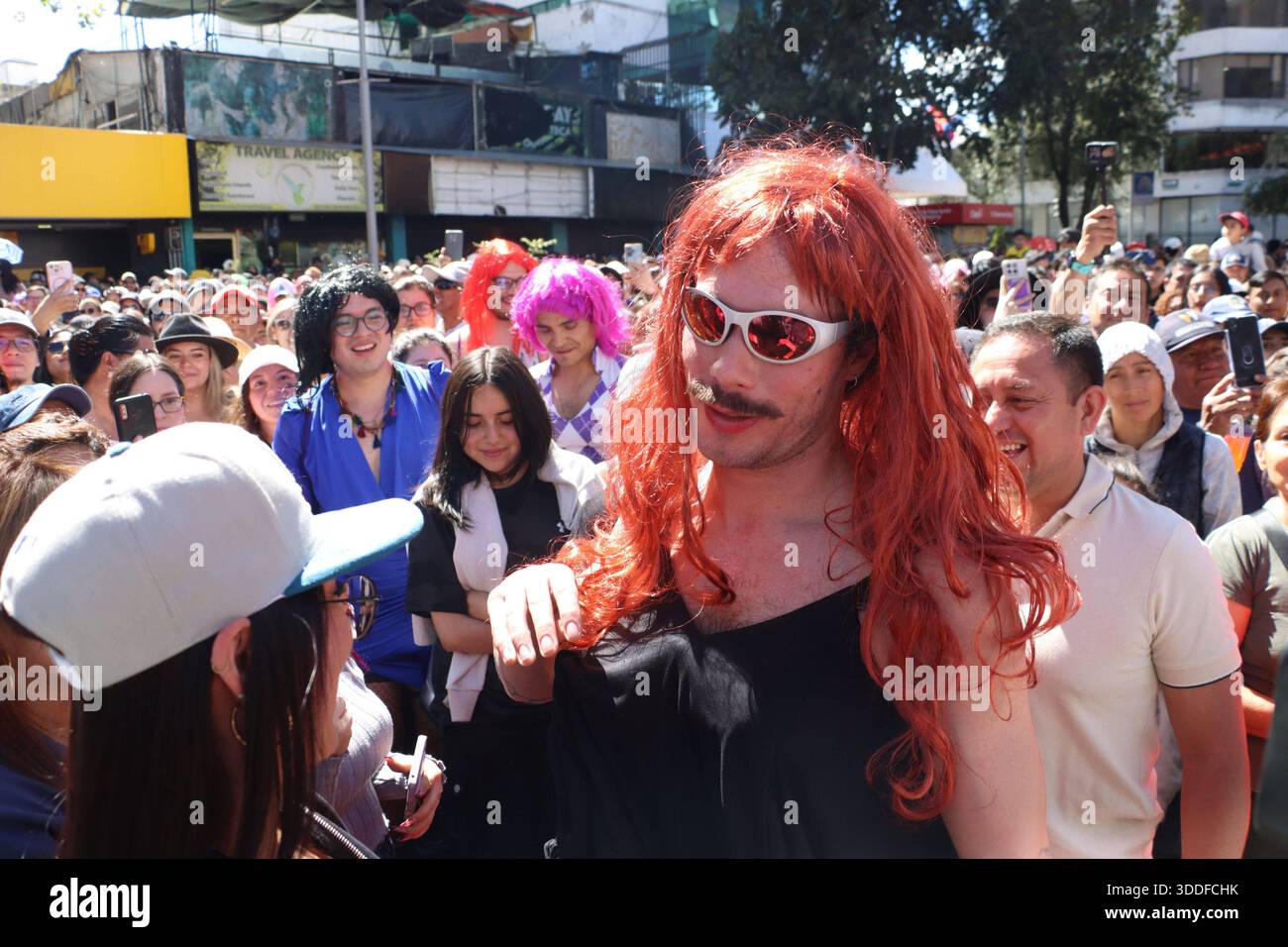 FIRST WIDOWS RACE Quito, December 31, 2025 Hundreds of people came to ...