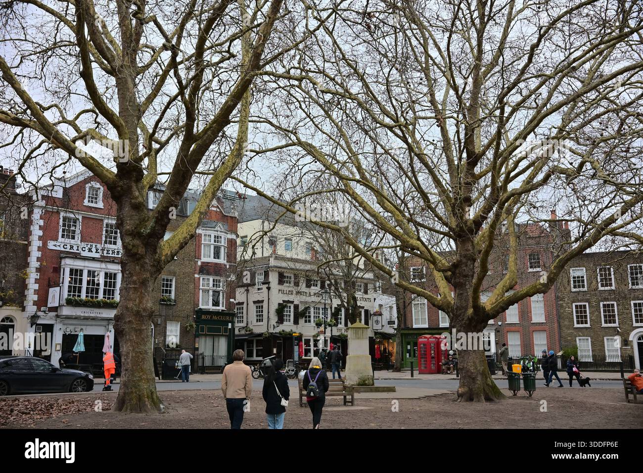 London december 2025 winter hi-res stock photography and images - Alamy