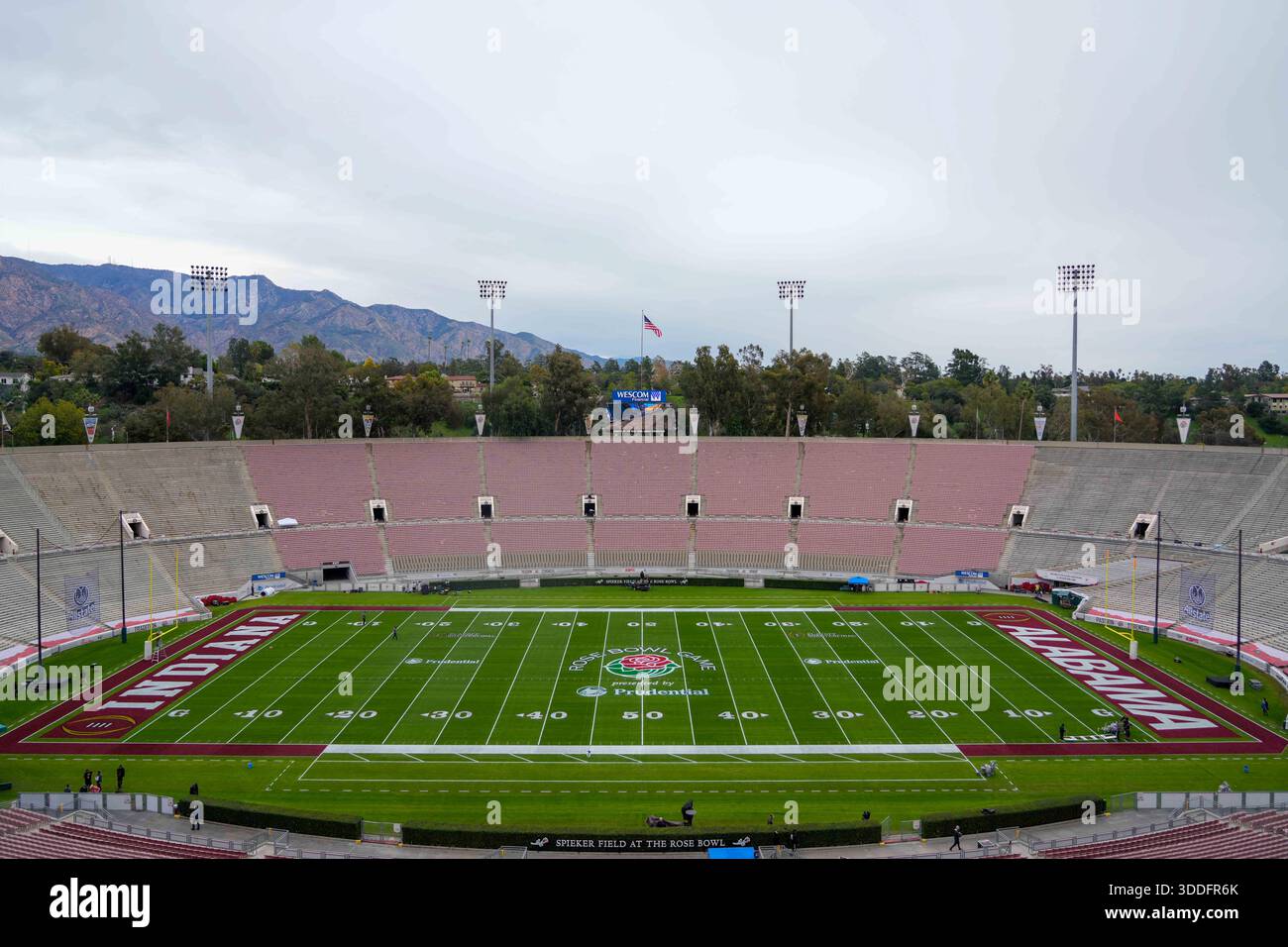 General overall view of the Rose Bowl Stadium prior to the Rose Bowl ...