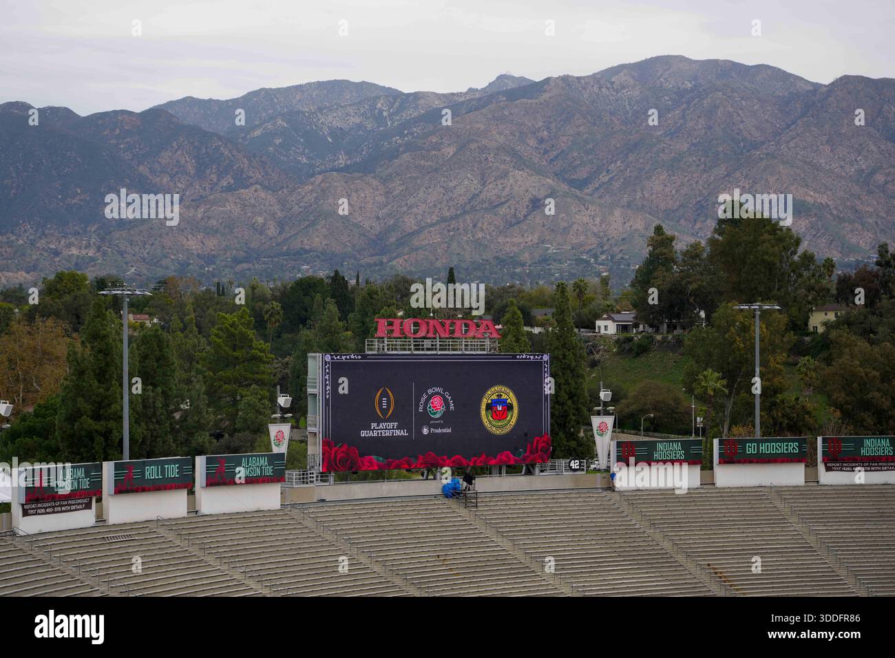 General overall view of the Rose Bowl Stadium prior to the Rose Bowl ...