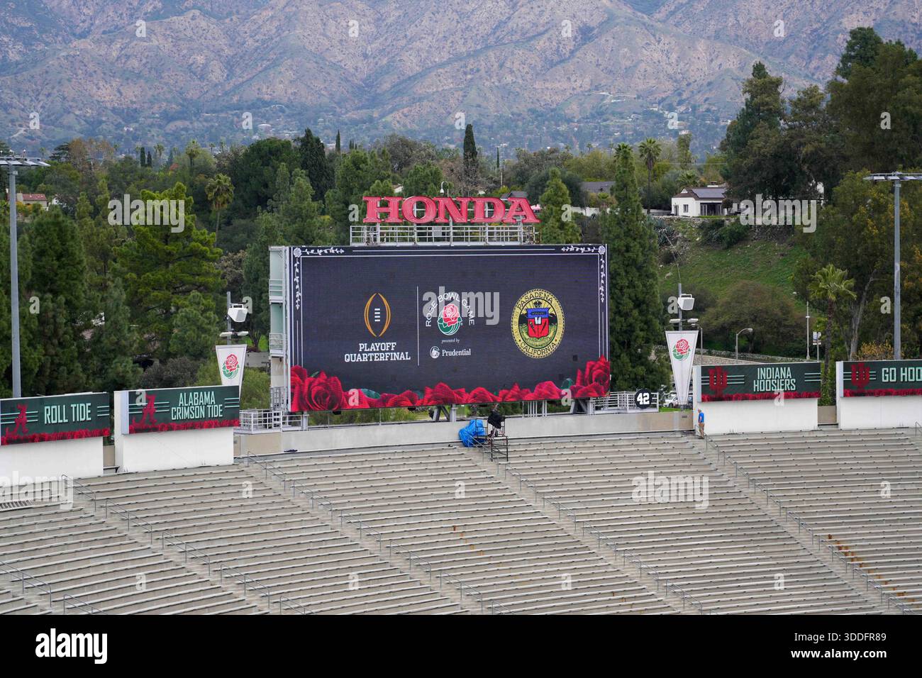 General overall view of the Rose Bowl Stadium prior to the Rose Bowl ...