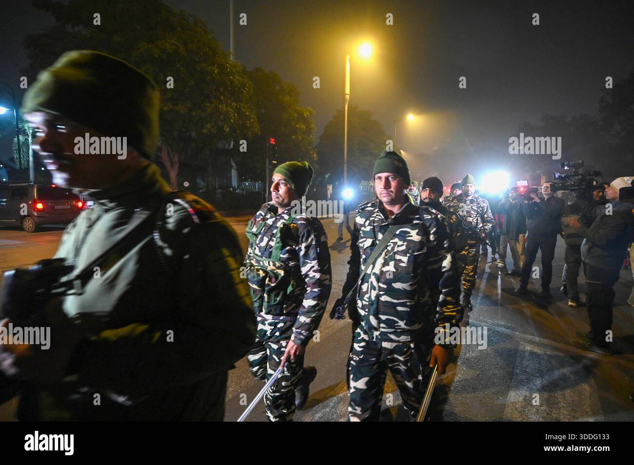 NEW DELHI, INDIA - DECEMBER 31: Delhi Police personnel barricade ...