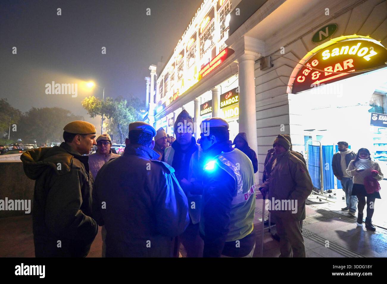 NEW DELHI, INDIA - DECEMBER 31: Delhi Police personnel barricade ...